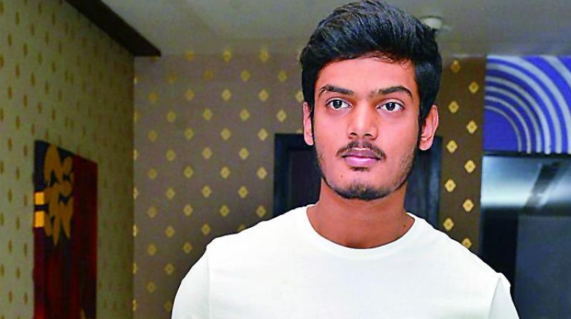 Akash Puri is launching his father' | Akash Puri is launching his father'