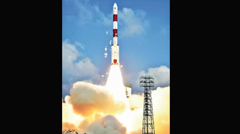 Isro flies high, launches 104 satellites in one go | Isro flies high ...
